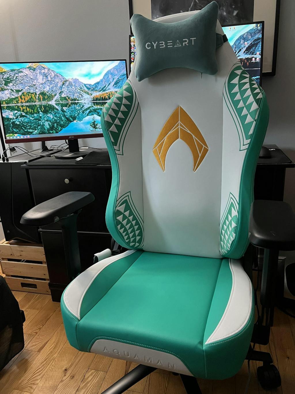Lord of the Rings Blacked Edition Gaming Chair | Cybeart