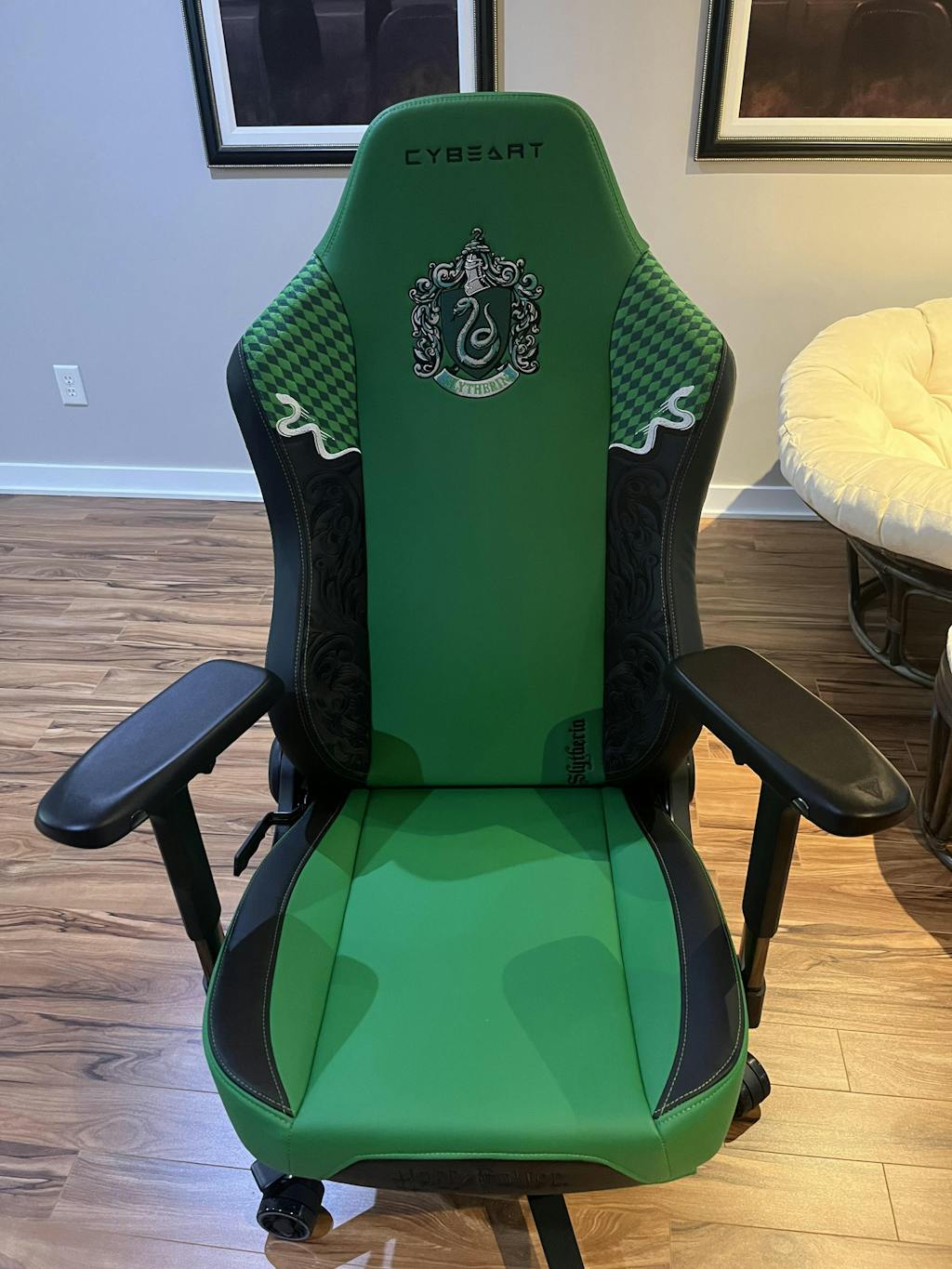 Arctic White Gaming Chair | Apex Series Chairs | Cybeart – Cybeart India