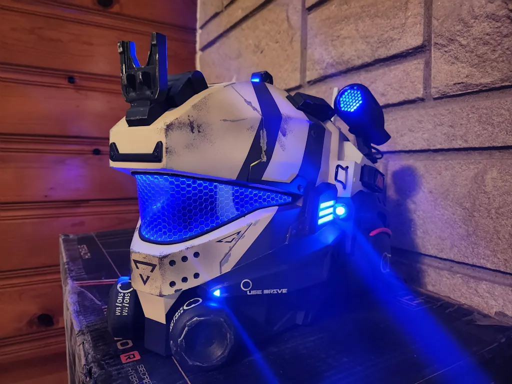 Titanfall 2 Pulse Blade Pilot Helmet – Cyber Craft