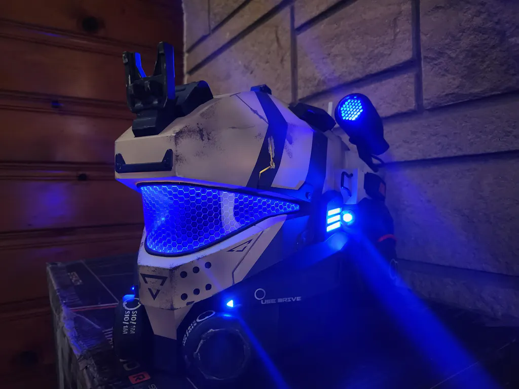 Titanfall 2 Pulse Blade Pilot Helmet – Cyber Craft