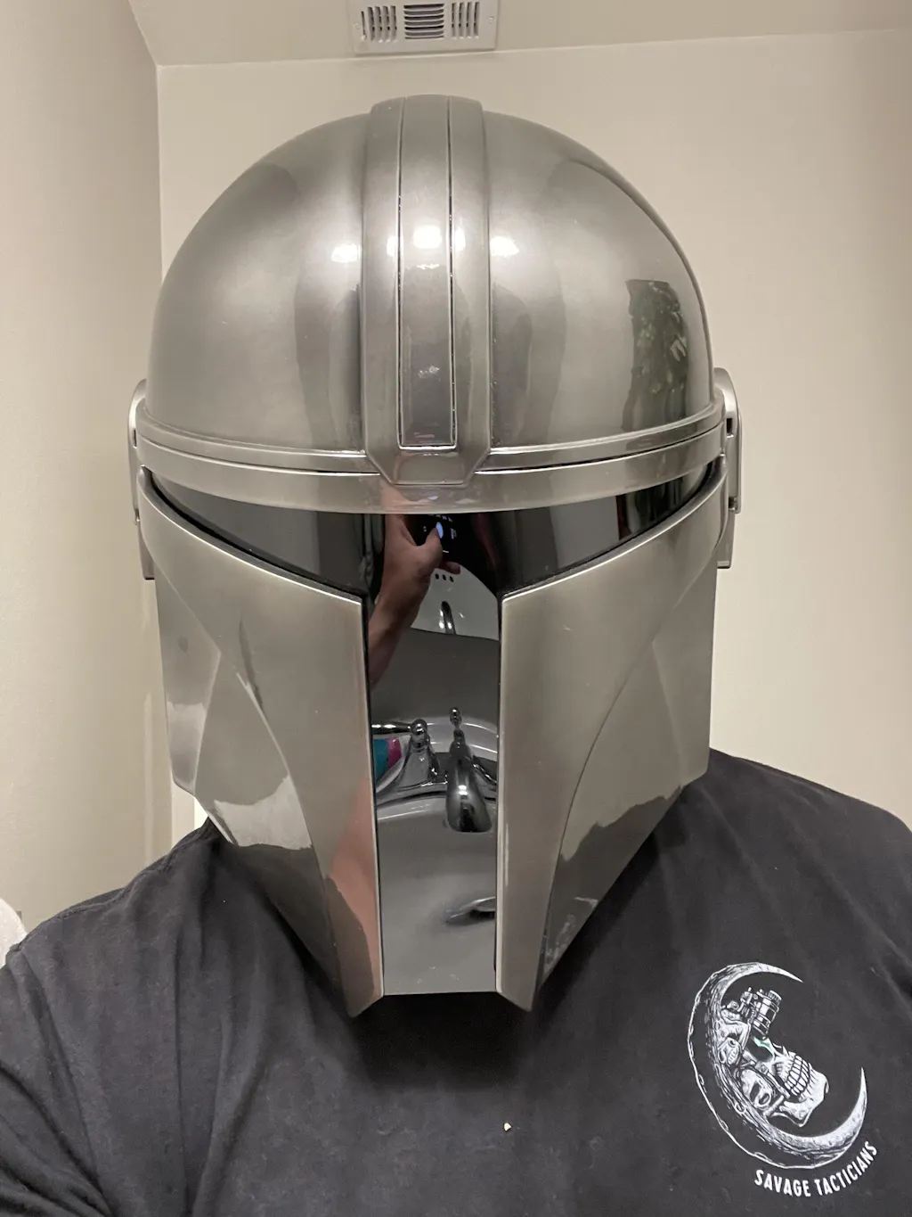 Mandalorian - Beskar Helmet – Cyber Craft