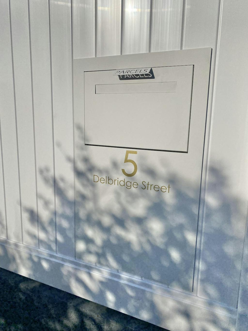 Apex Fence/Brick Parcel Letterbox – Dagood Letterboxes