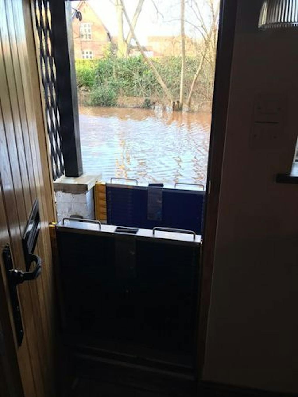 Flood Barrier Door Dam - Ultimate Flood Gate– Dam Easy