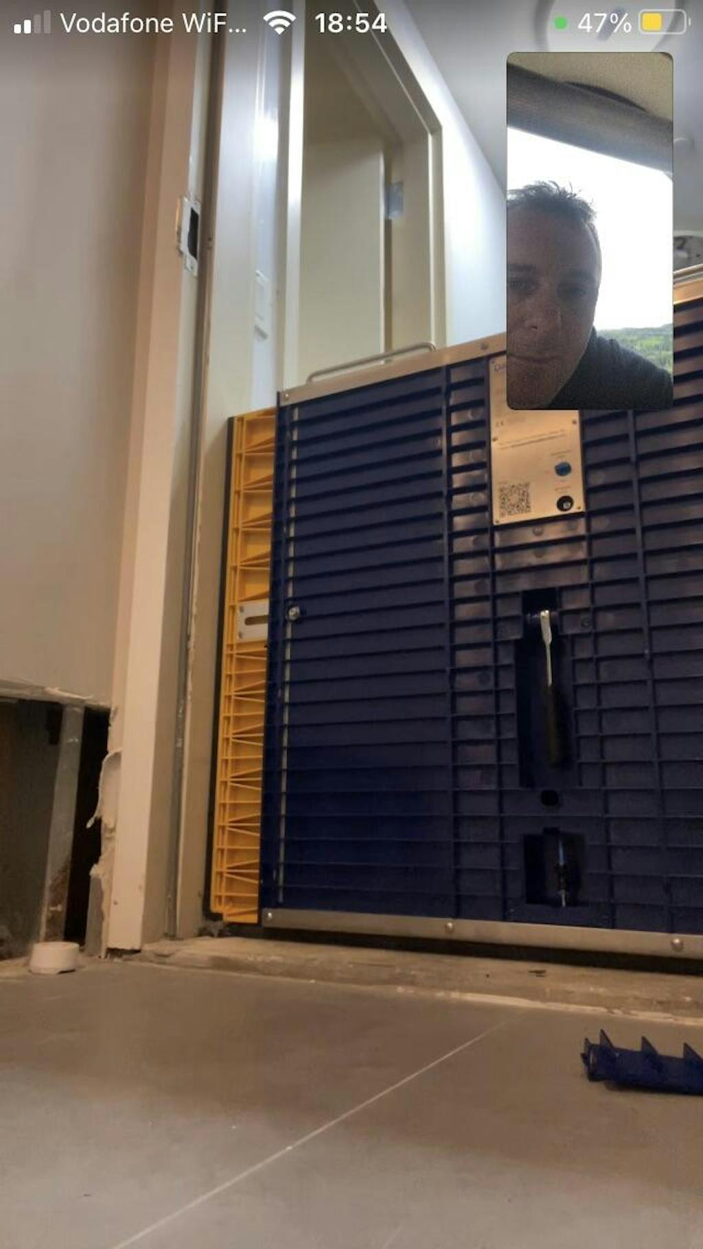 Flood Barrier Door Dam - Ultimate Flood Gate | Dam Easy