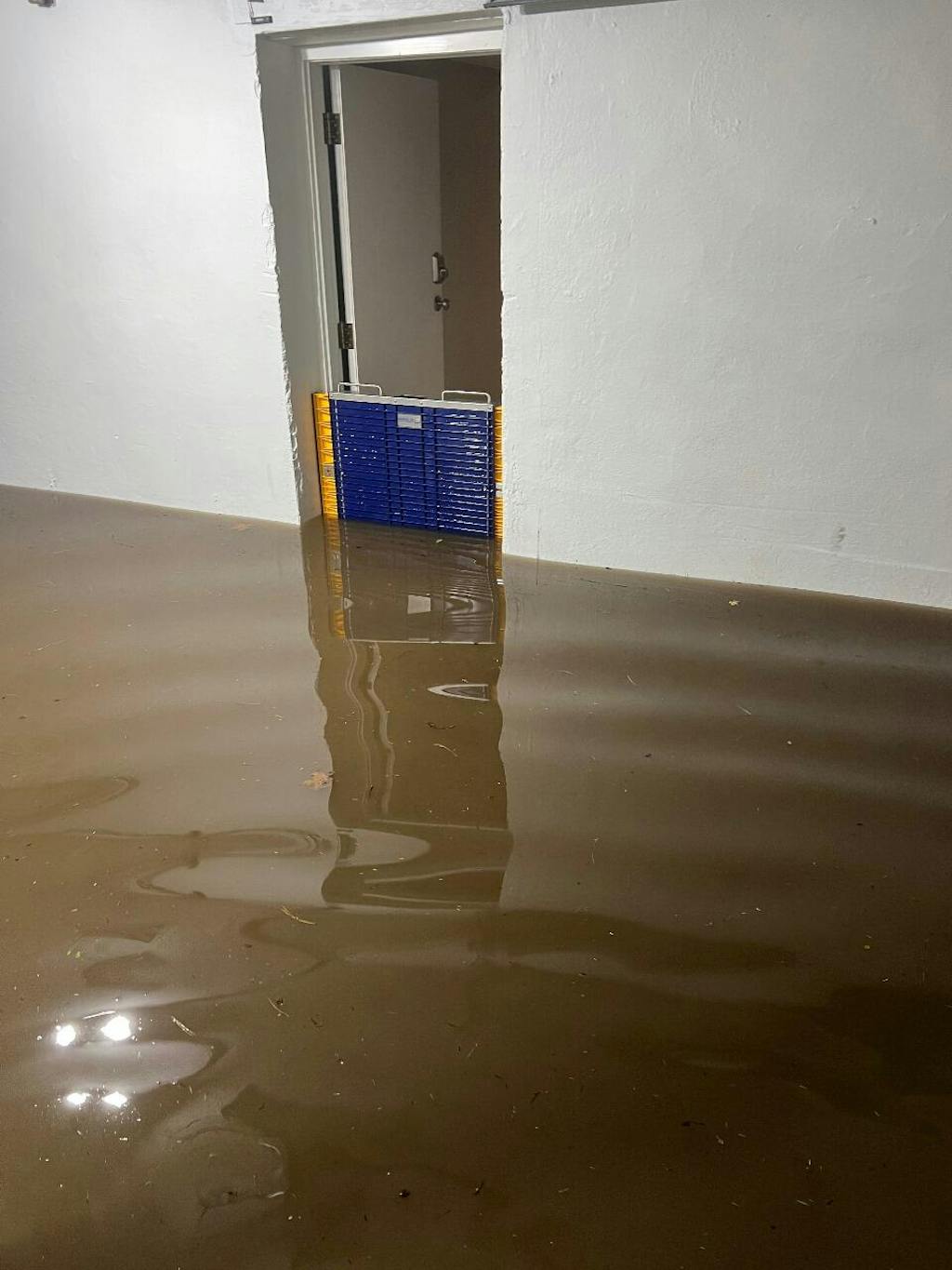 How to Build DIY Flood Barriers for Your Backyard