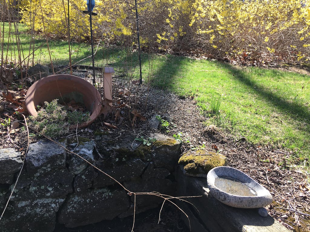 Handmade Natural Riverstone Bird Bath for Balcony, Patio, Garden or Ya ...