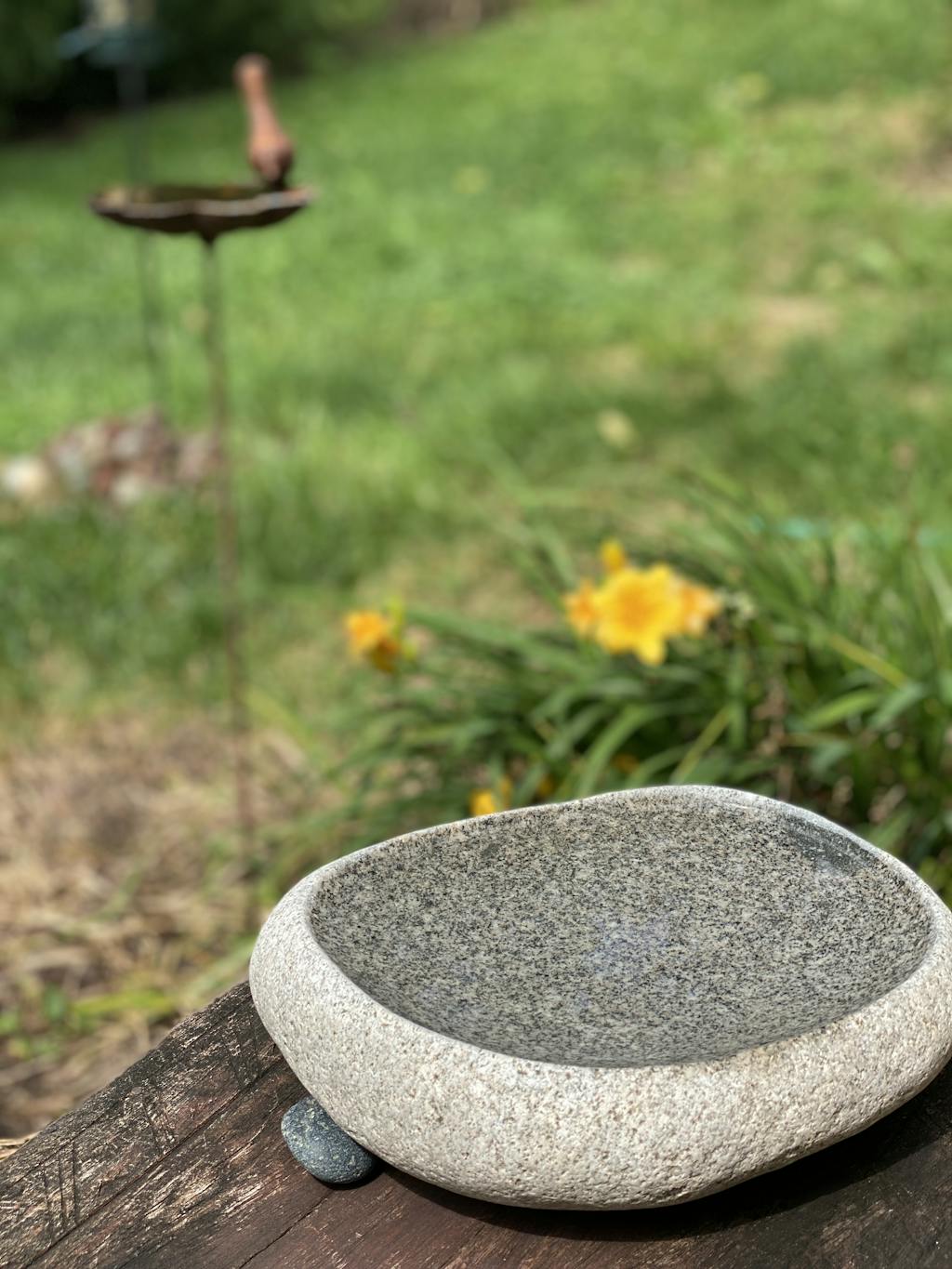 Handmade Natural Riverstone Bird Bath for Balcony, Patio, Garden or Ya ...