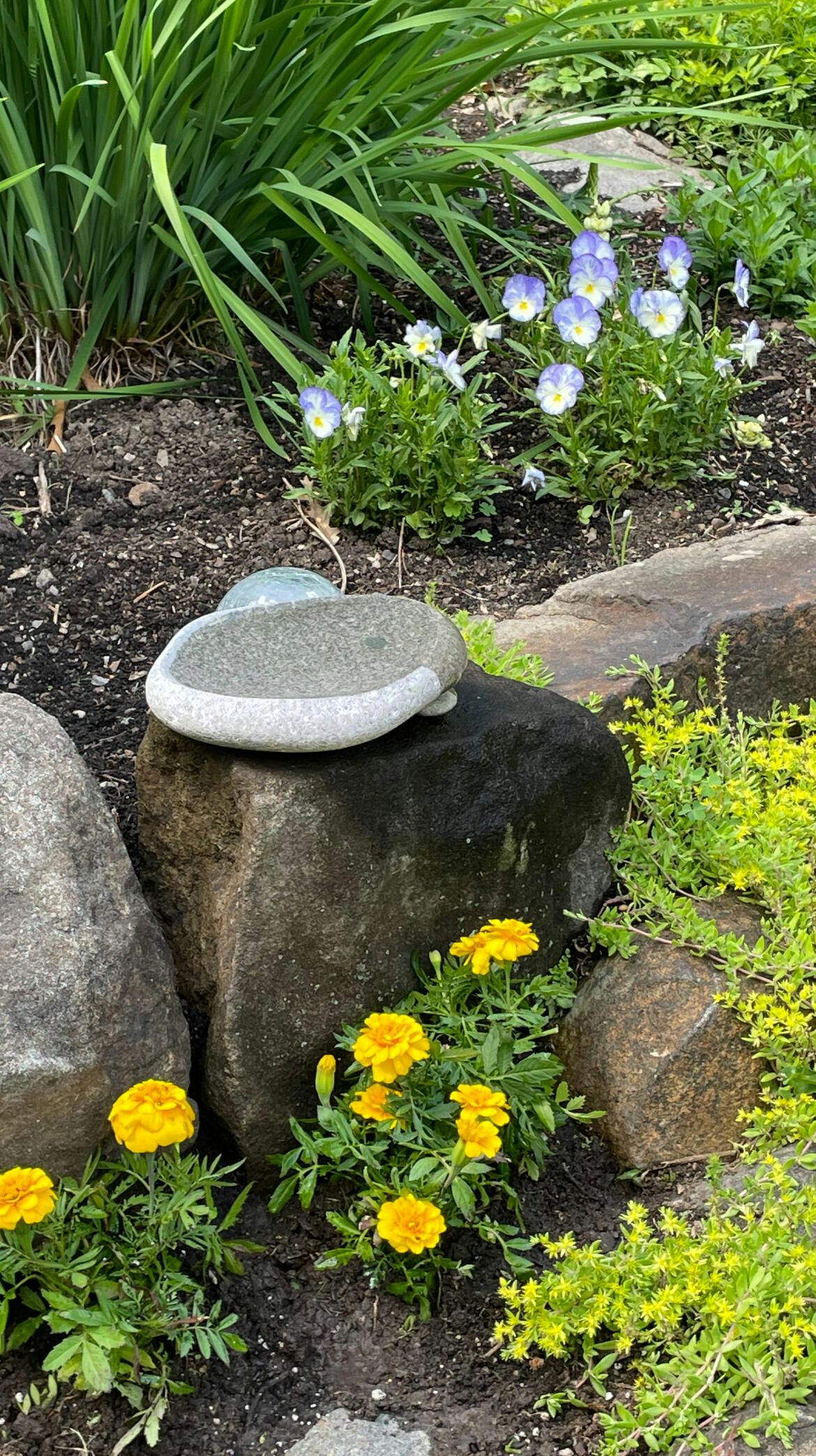 Handmade River Stone Bird Bath for Balcony, Patio, Garden or Yard ...
