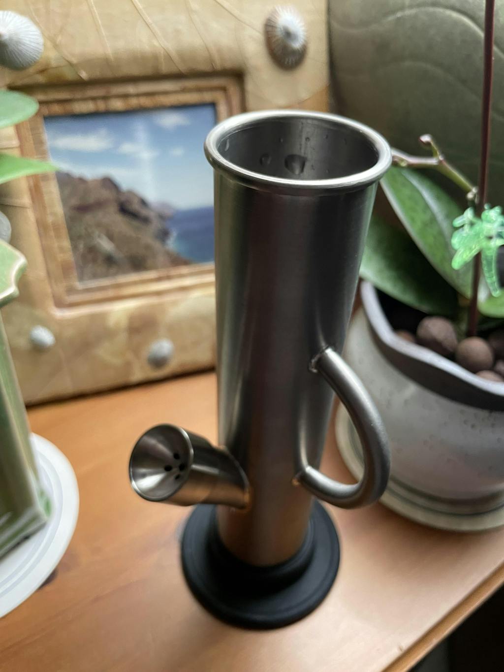 DangleBong™️ Titanium Water Pipe – Dangle Supply