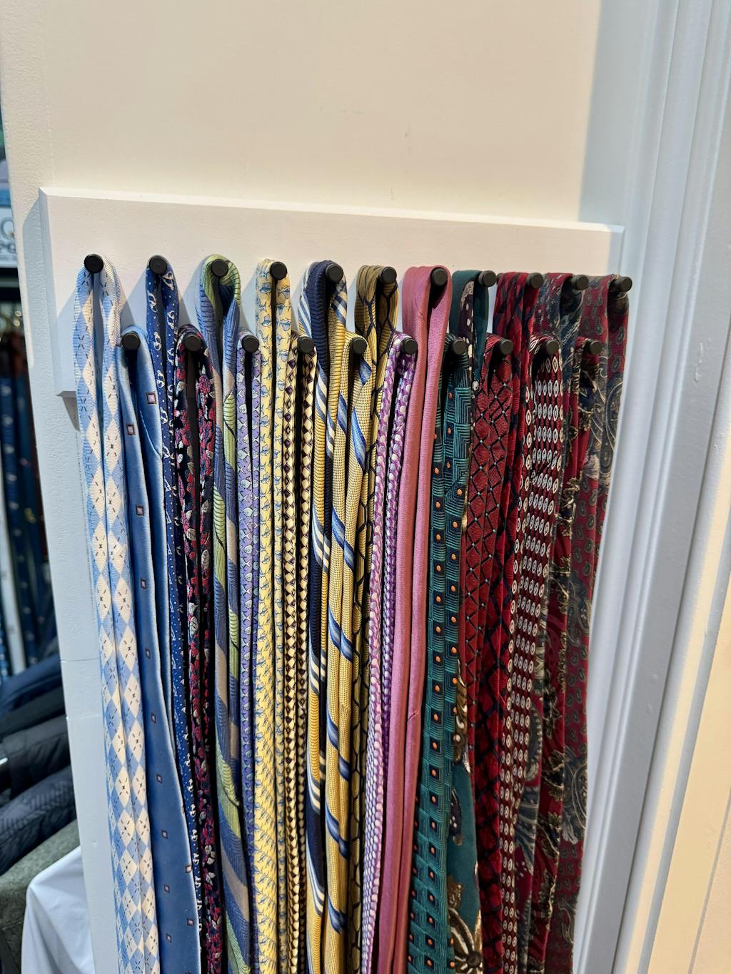 Custom Tie Rack - Choose your size, wood, and hardware finish – Dapper ...