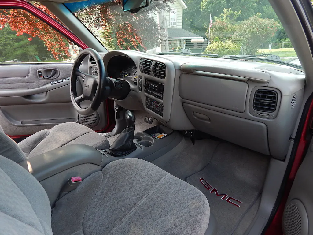 1999-2006 GM Truck Aerosol Colormatched Interior Paint for Vinyl & Pla ...