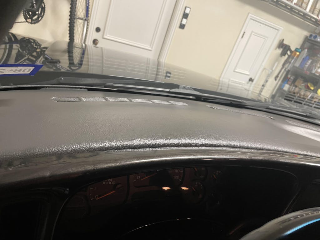 2000-2006 Tahoe Suburban Yukon Avalanche (99-06 Silverado & Sierra) Mo – DashSkin