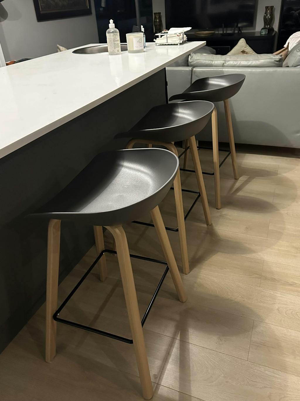 Decofurn | Vegas Luxury Kitchen Stool | R799 Save 20% – Decofurn Furniture