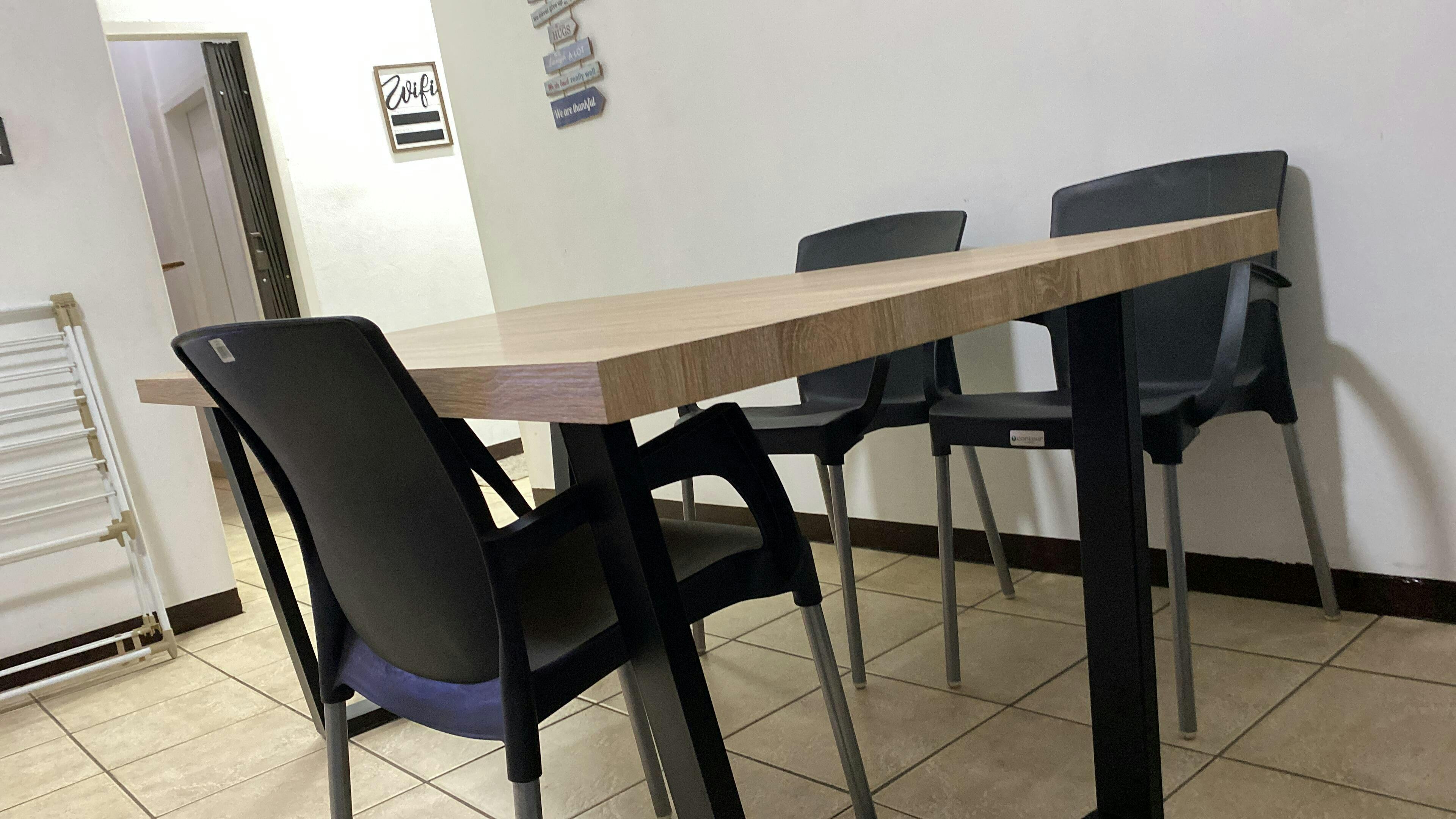 Decofurn | Drew Dining Table | R2999 Save 10% – Decofurn Furniture