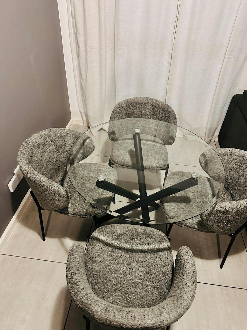 Decofurn | Phoebe Fabric Dining Chair – Decofurn Furniture