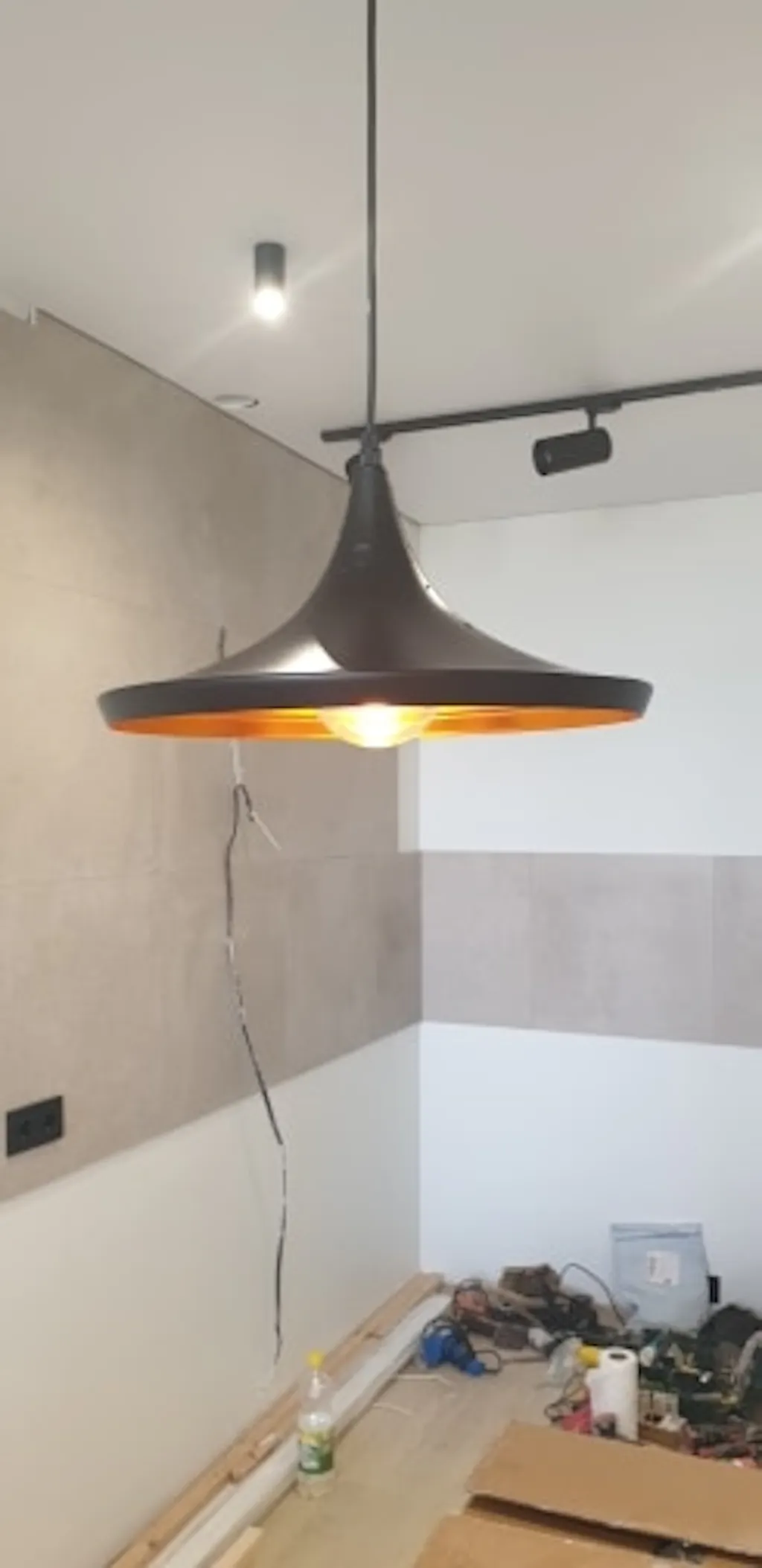 Beat Pendant Light