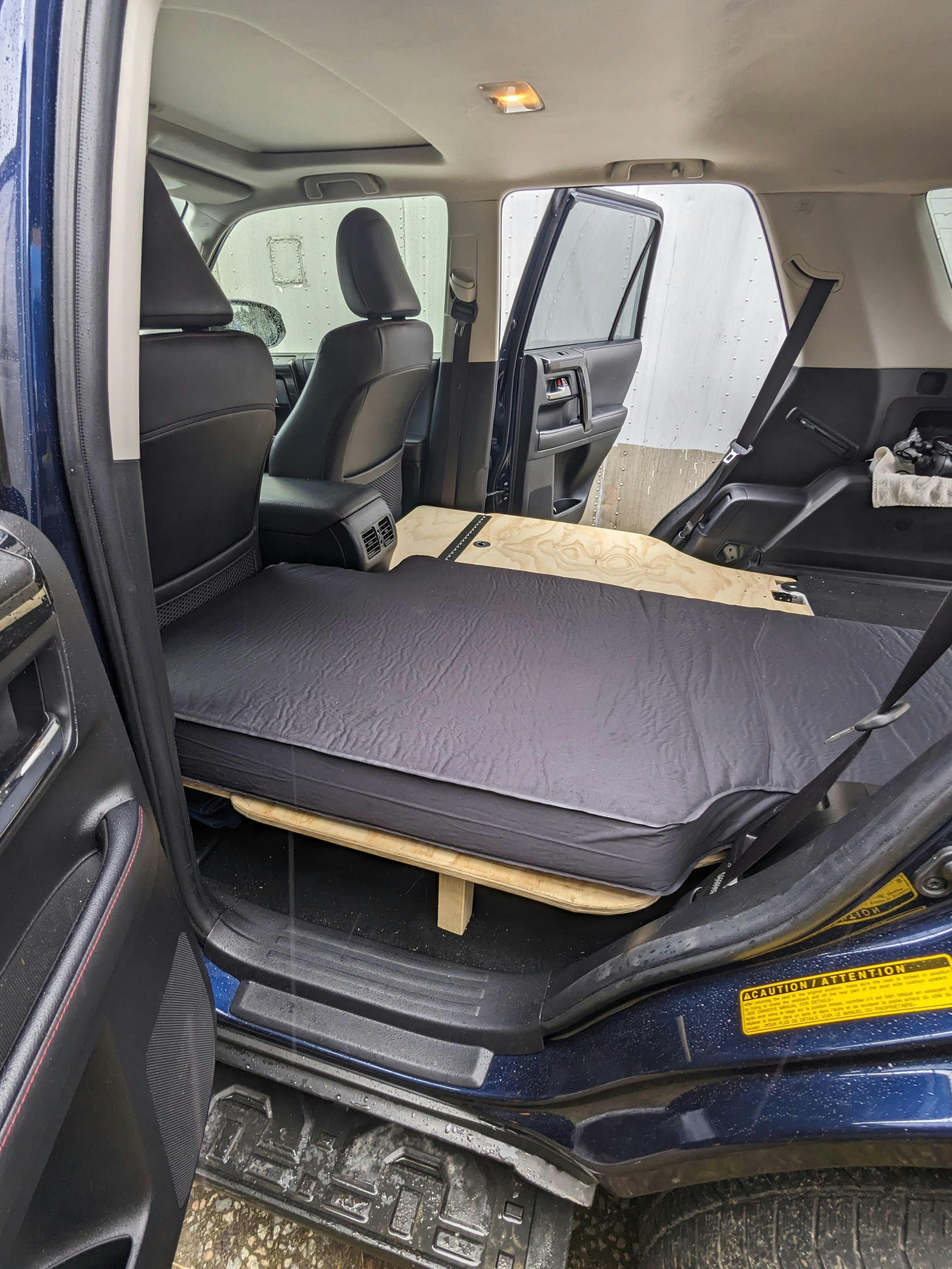 Shop 4Runner Mattress: Deepsleep 4Runner Foam + Air Mattress Bed ...