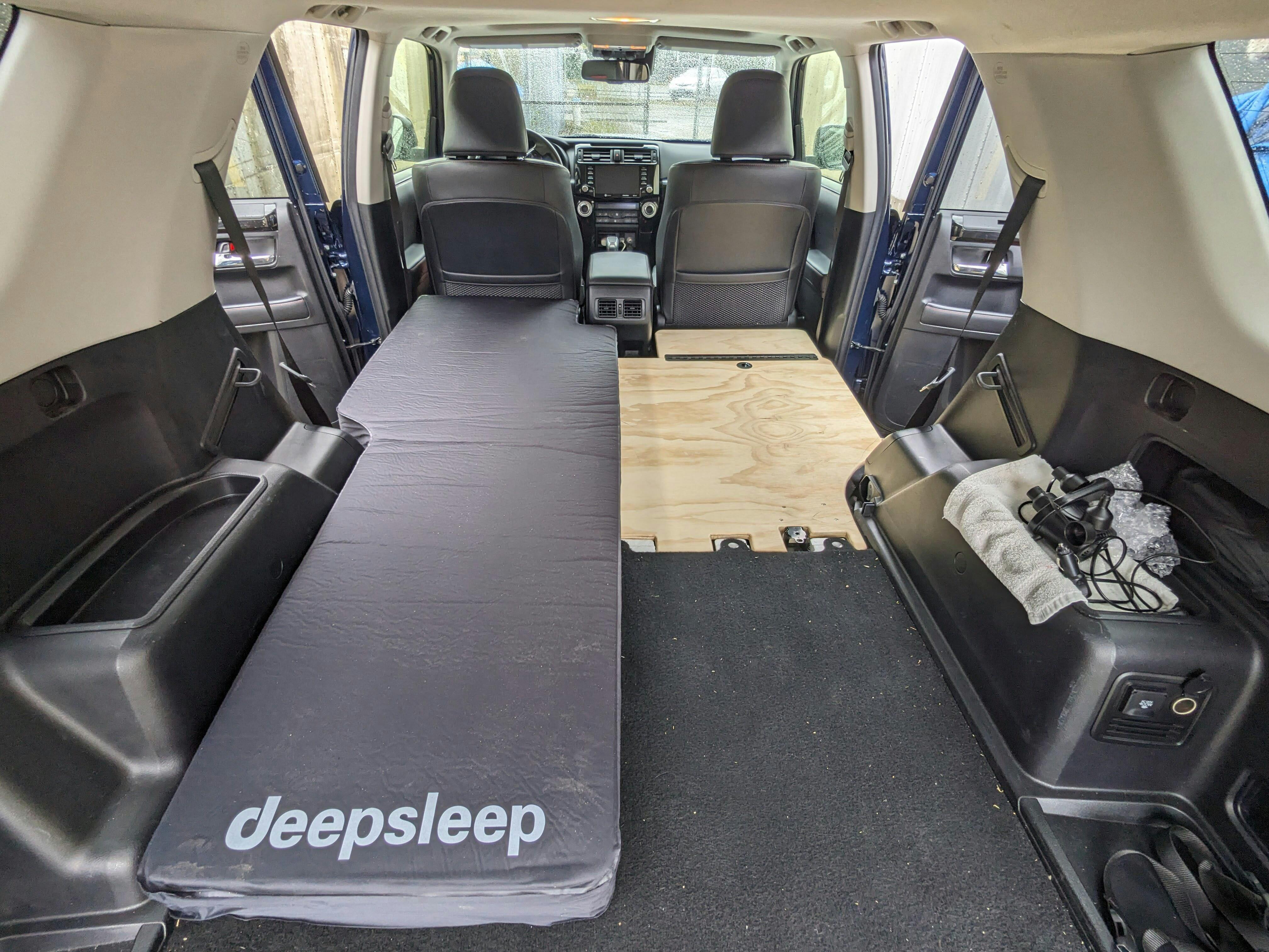 Shop 4Runner Mattress: Deepsleep 4Runner Foam + Air Mattress Bed ...