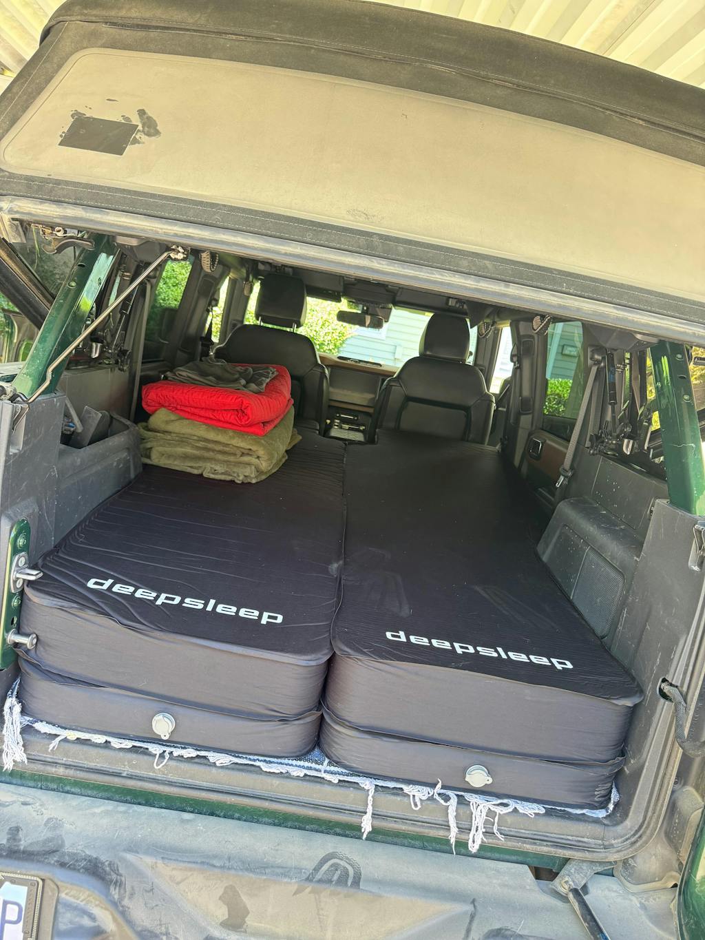 Shop 4Runner Mattress: Deepsleep 4Runner Foam + Air Mattress Bed ...