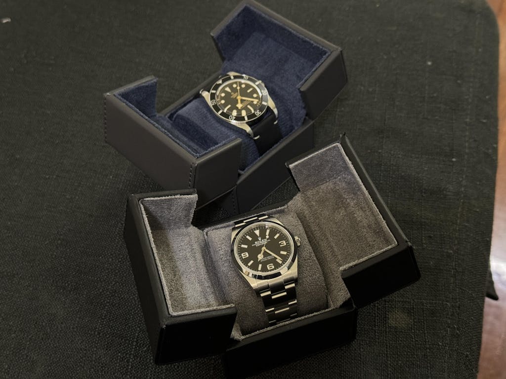 Snap Box - Black & Grey – Delugs