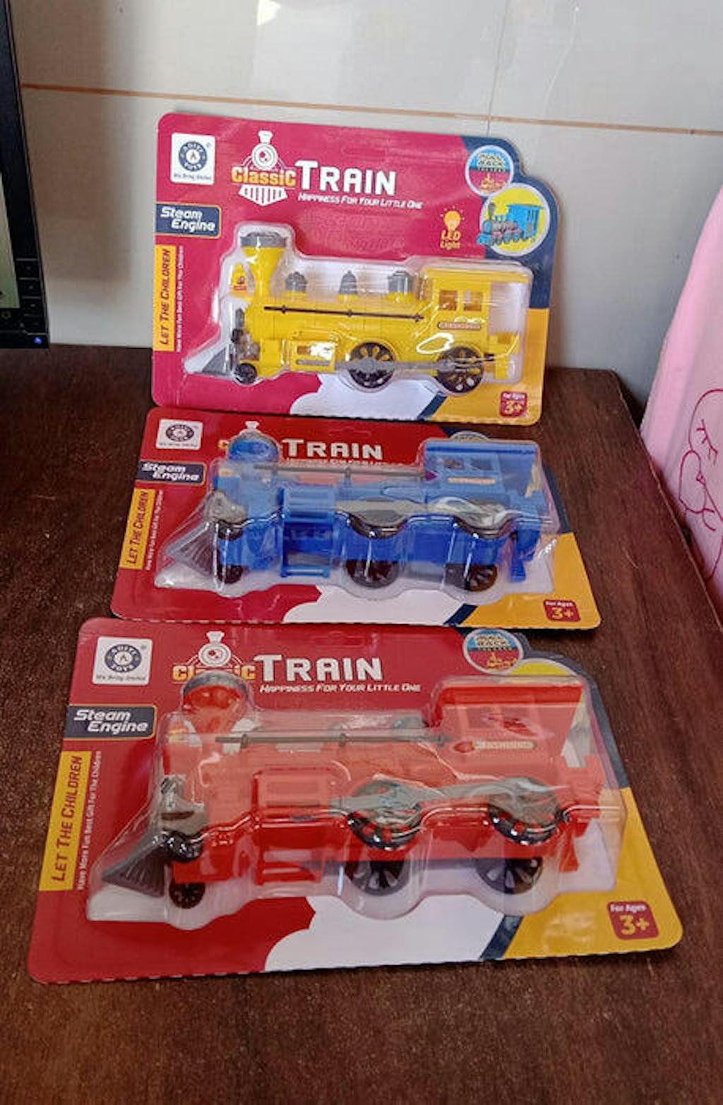 Pull and Go Train with Light Plastic String Pull Back Train (1 Pc / Mi