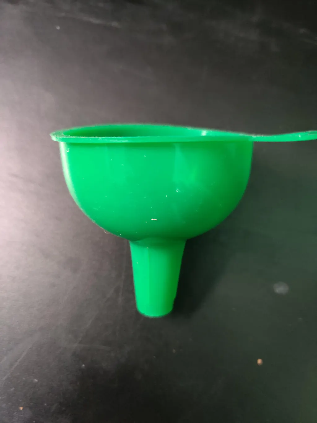 Food-Grade Silicone Funnel: Safe & Easy Transfer for Liquids & Grains