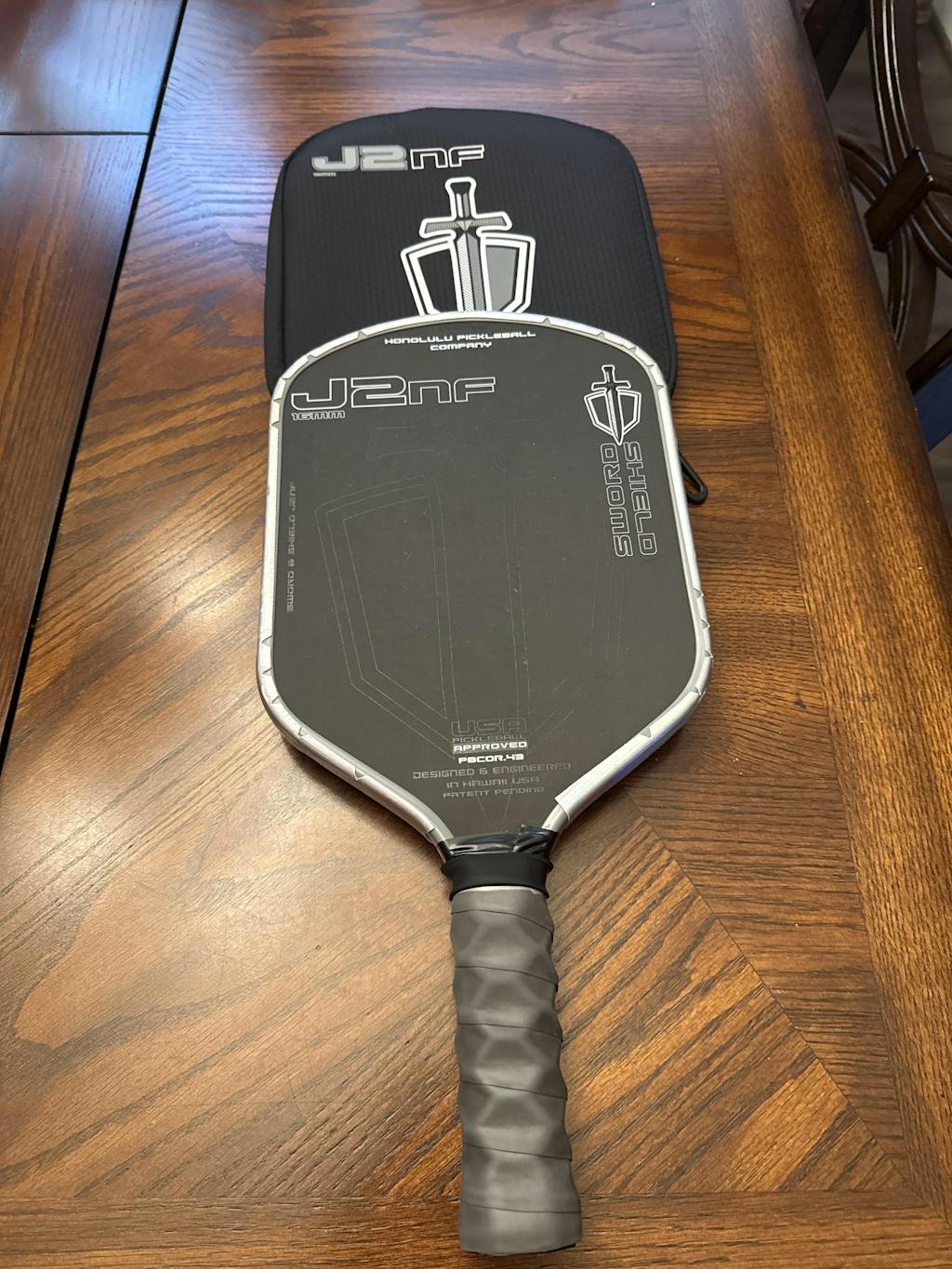 Honolulu Sword and Shield J2NF Pickleball Paddle – Desert Paddles
