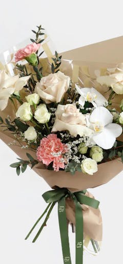 Flower Vase Arrangements & Designer Blooms PH