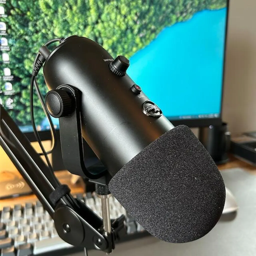Blue Yeti Microphone Mount - Desk Cookies