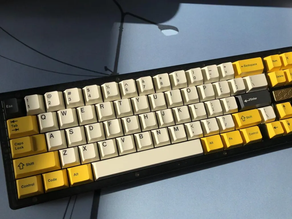 GMK CYL Serika 2 Keycaps