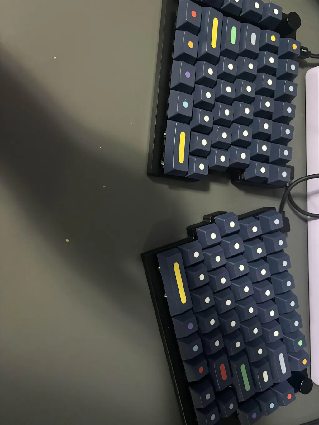 GMK CYL Dots 2 Keycaps