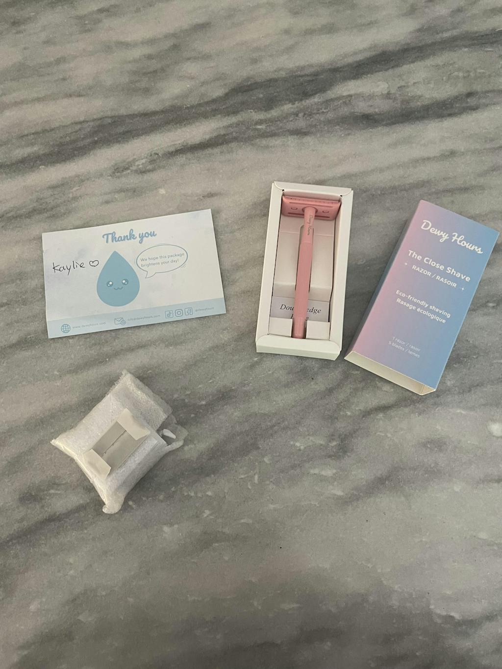 The Close Shave Razor – Dewy Hours