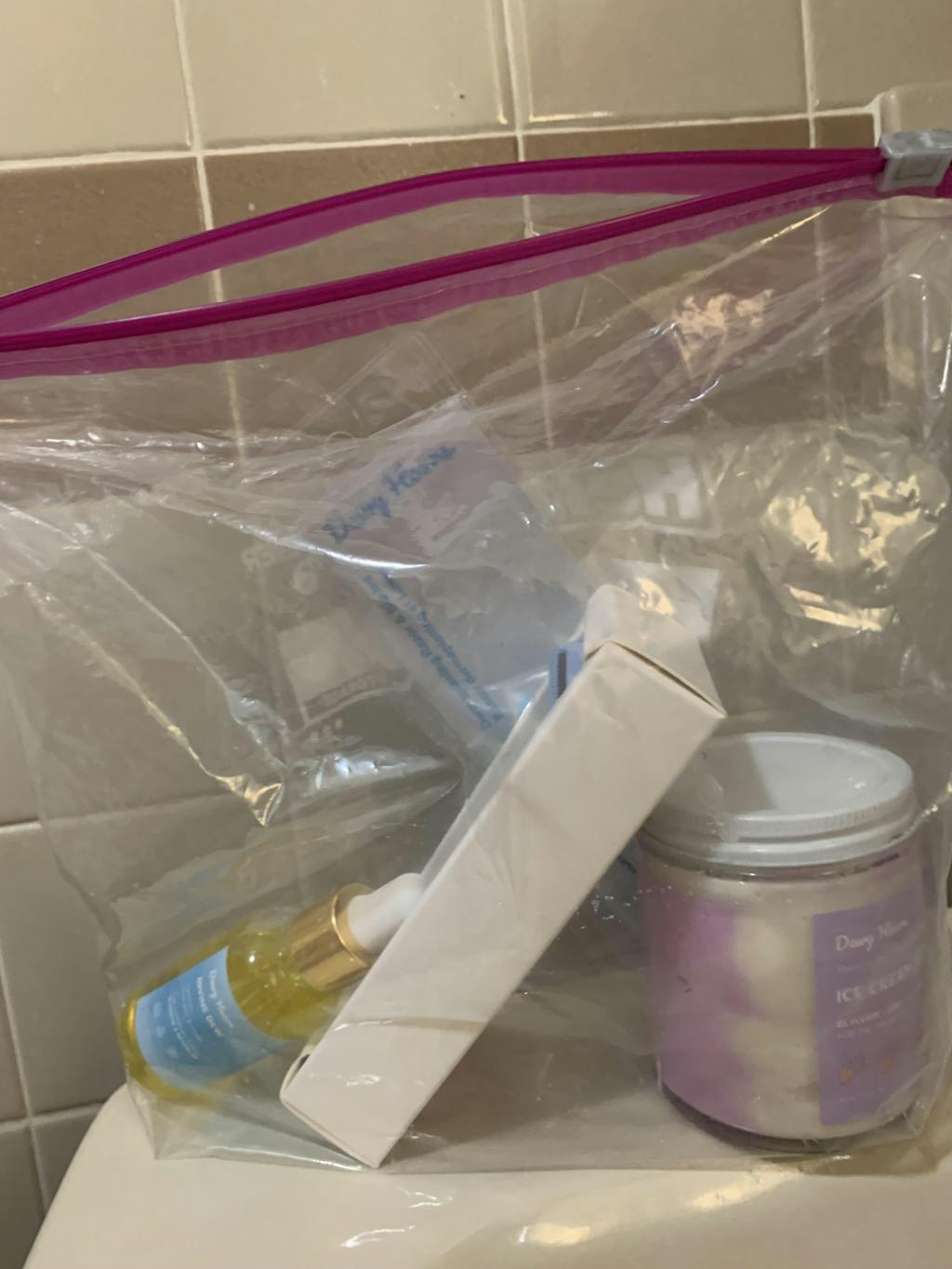 The Close Shave Razor – Dewy Hours