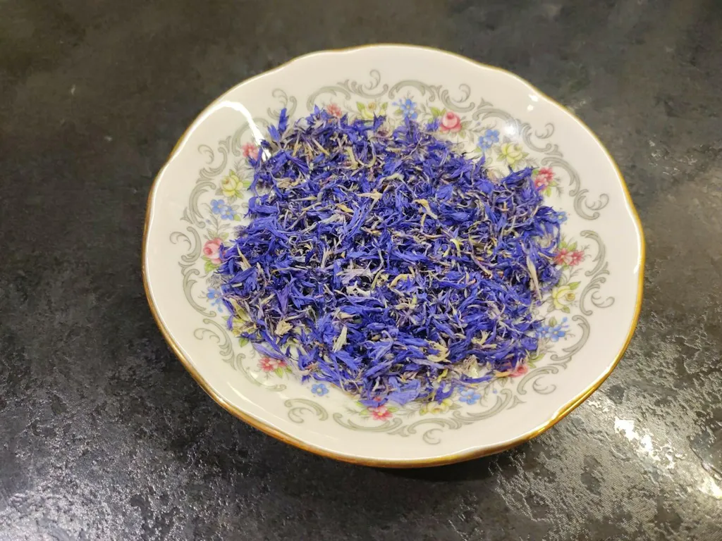 Blue Cornflower Petals - Dried Petals - DGStoreUK.com