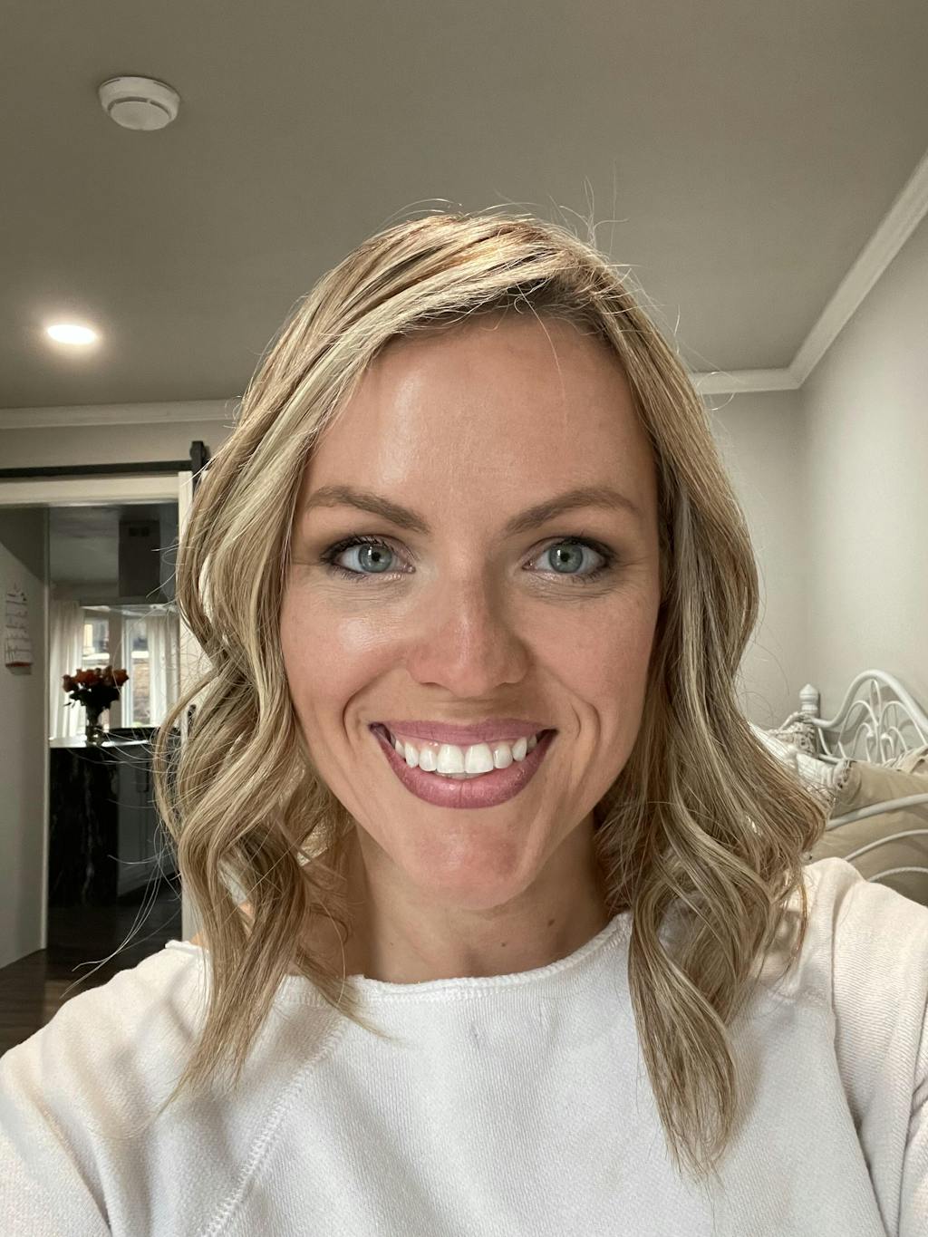 Clio 14 L French | Remy Human Hair Topper (Hand-Made) – Dimples Hair