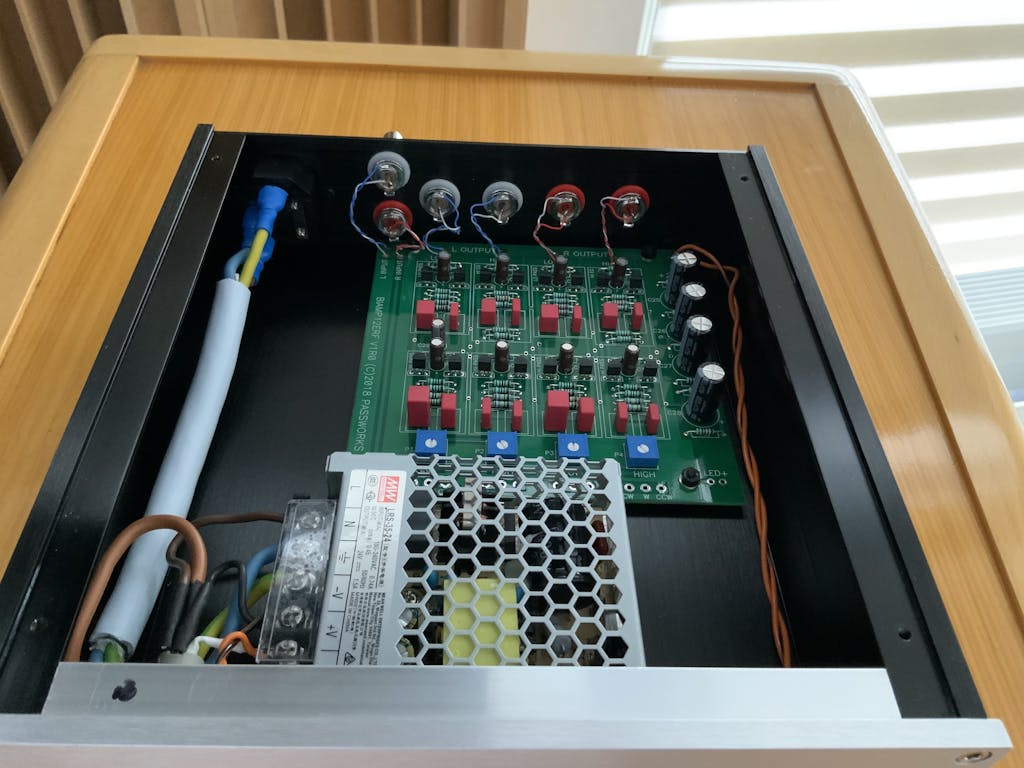 Analog Crossover Network: LX Mini XO Kit – The diyAudio Store