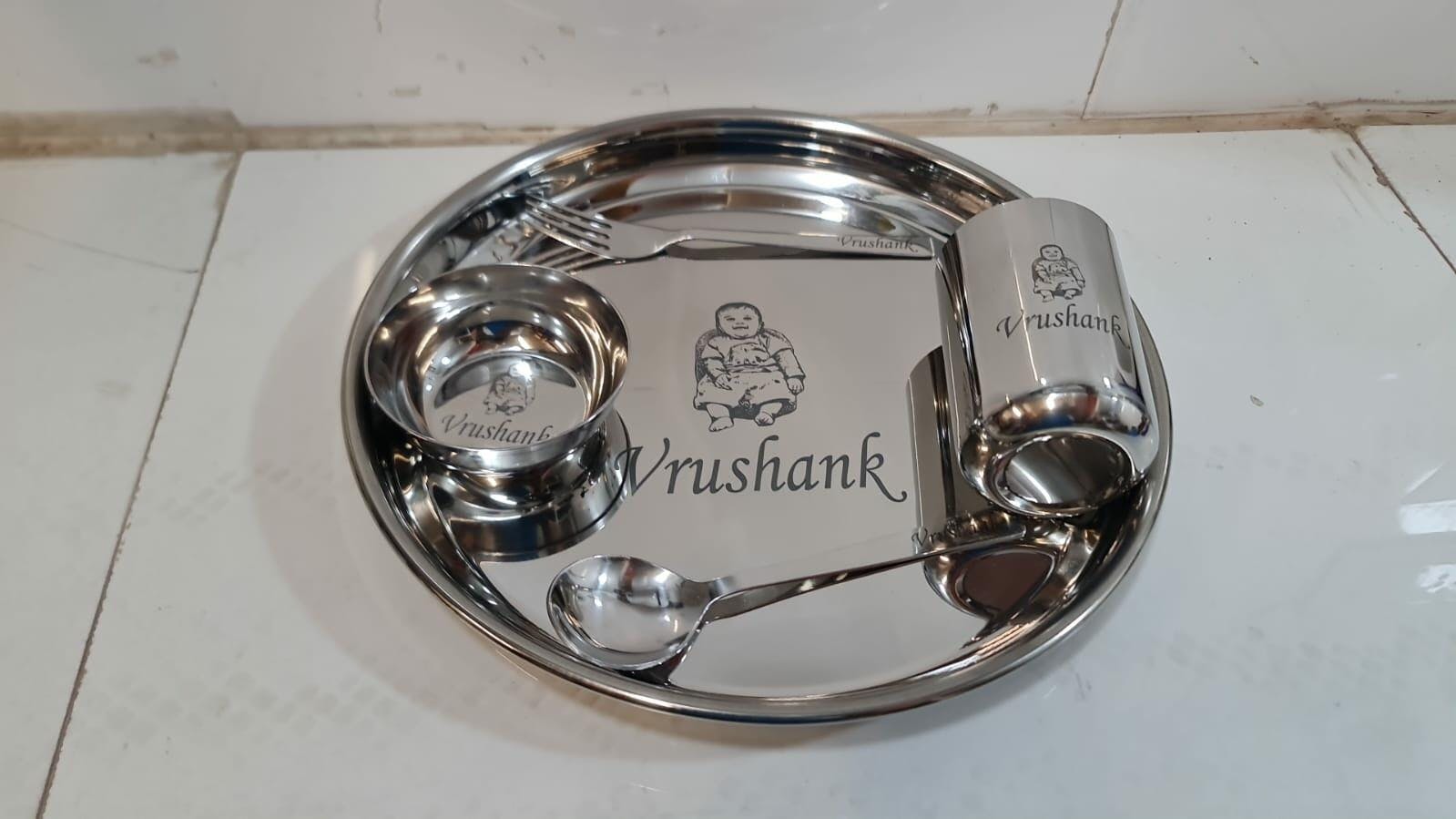 Round Thali set with Photo – DJ Arts And Crafts