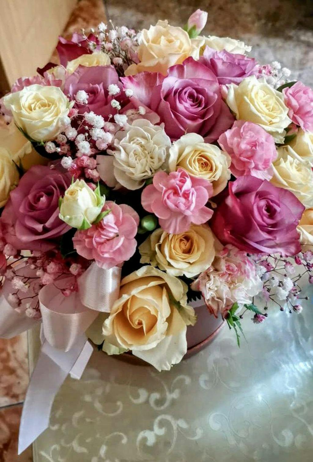 Roses Carnations Mixed Flower Box - Tender Touch | Mauritius