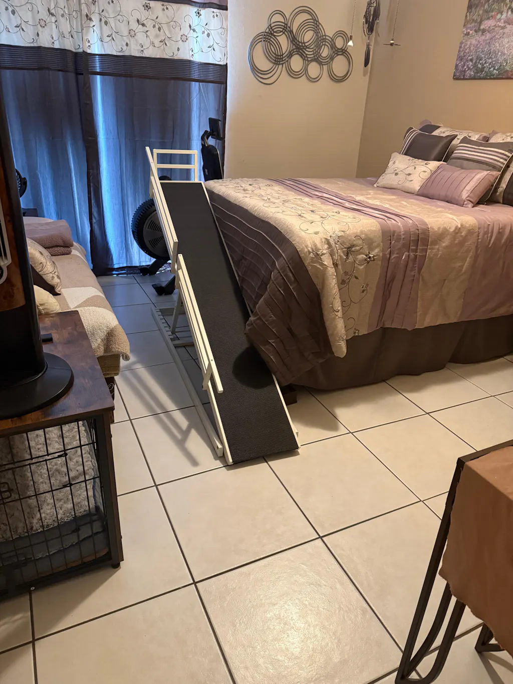 The Small Dog Ramp for Beds, by DoggoRamps™