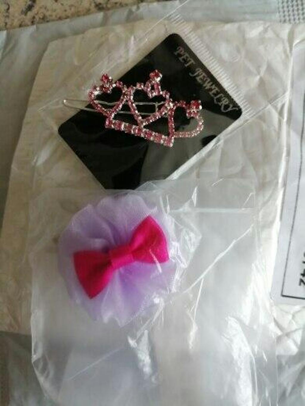 Crown Hair Clip – Beauty Accessories For Dogs – DogMega.Com