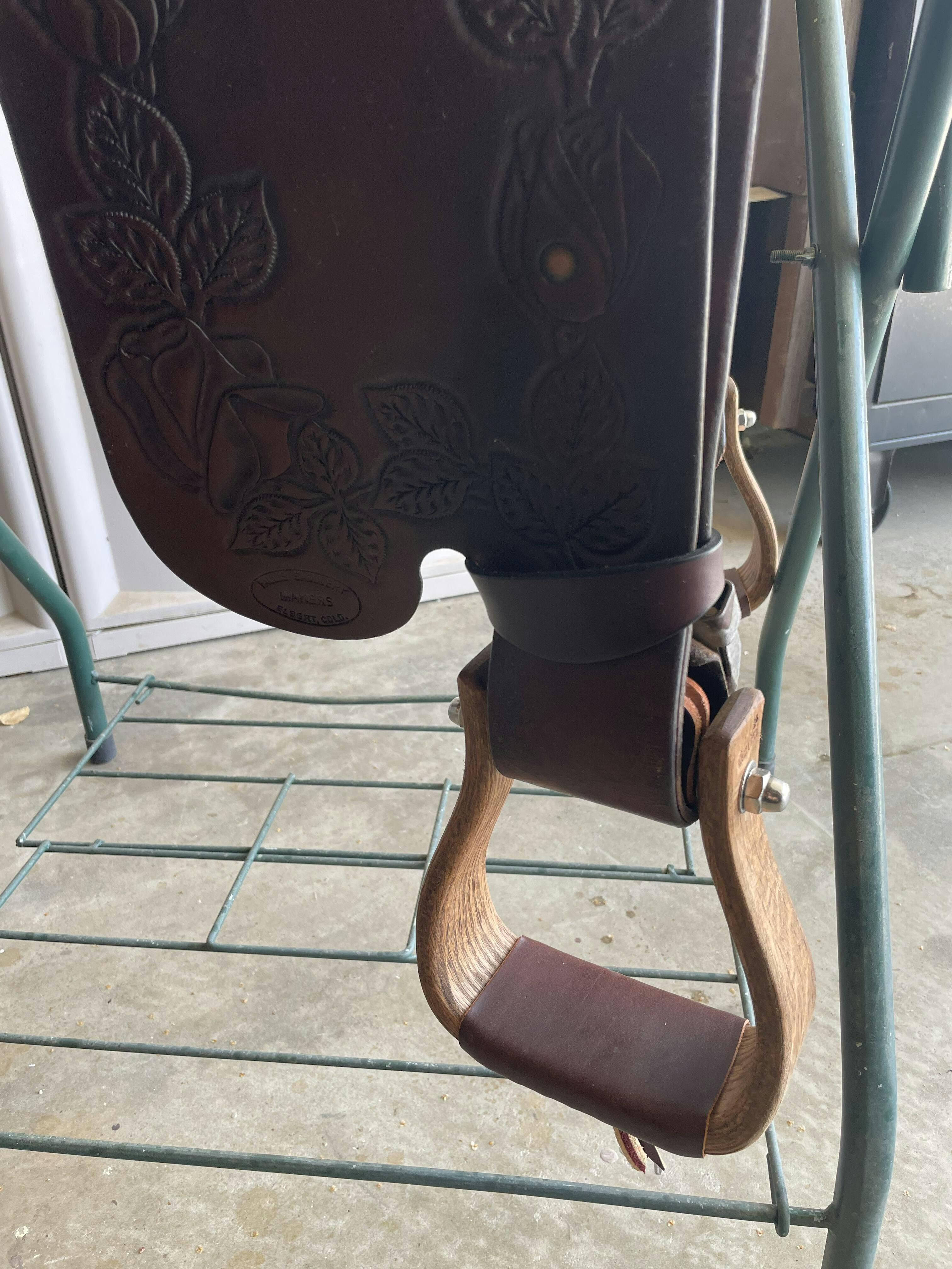 Flat Bottom Stirrups | Custom Wood Stirrups For Western Saddles – Don ...