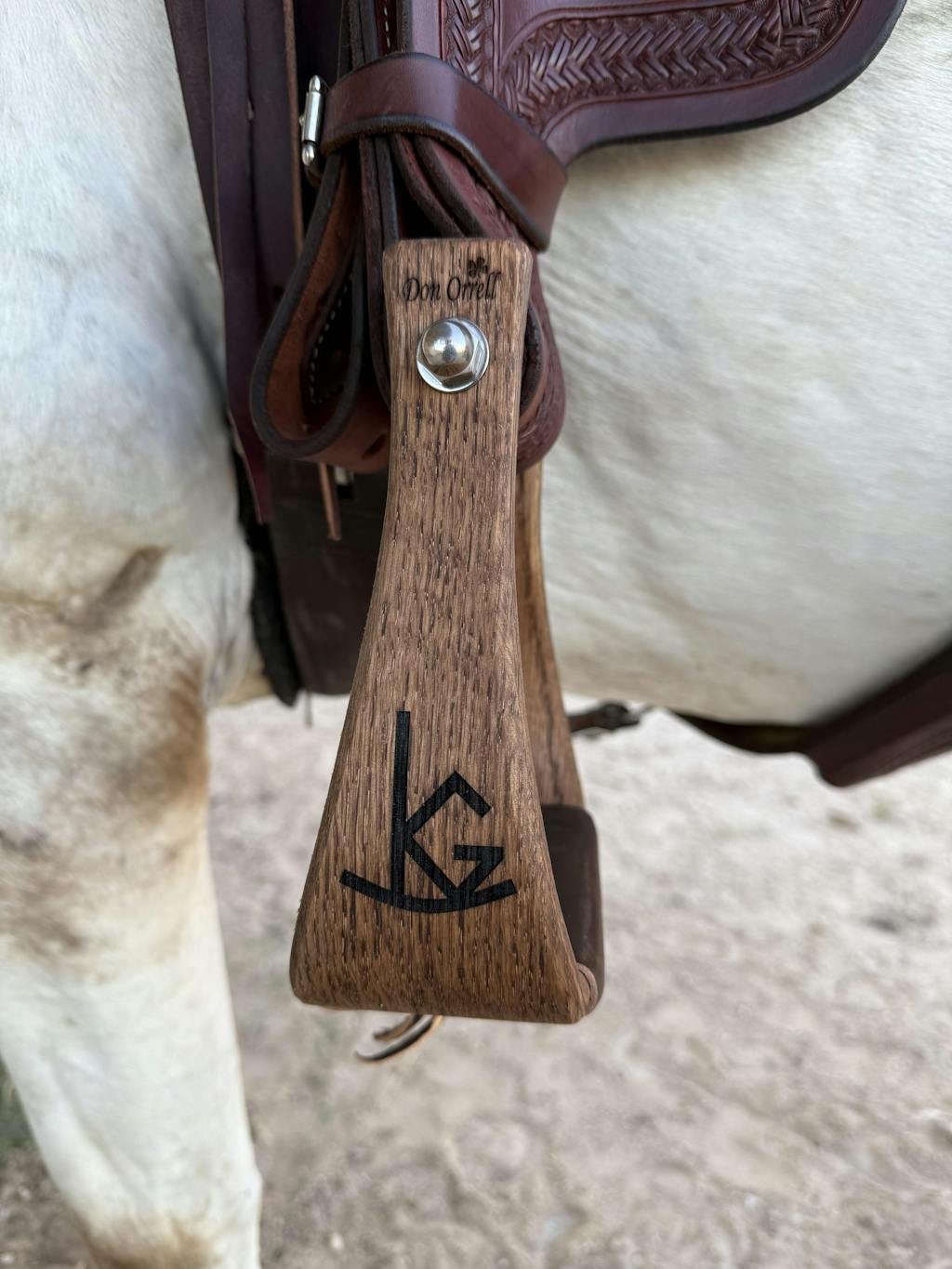 Flat Bottom Stirrups | Custom Wood Stirrups For Western Saddles – Don ...