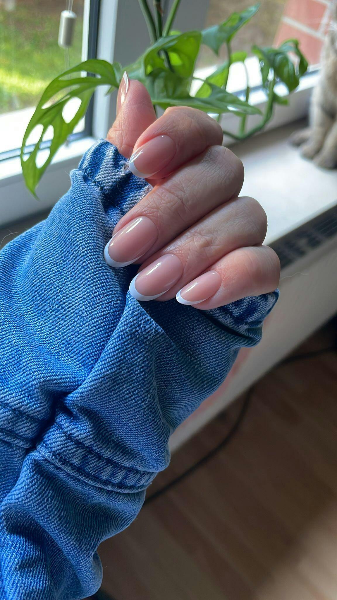 Doonails | Soft Gel Press Ons - Prosecco Short Round