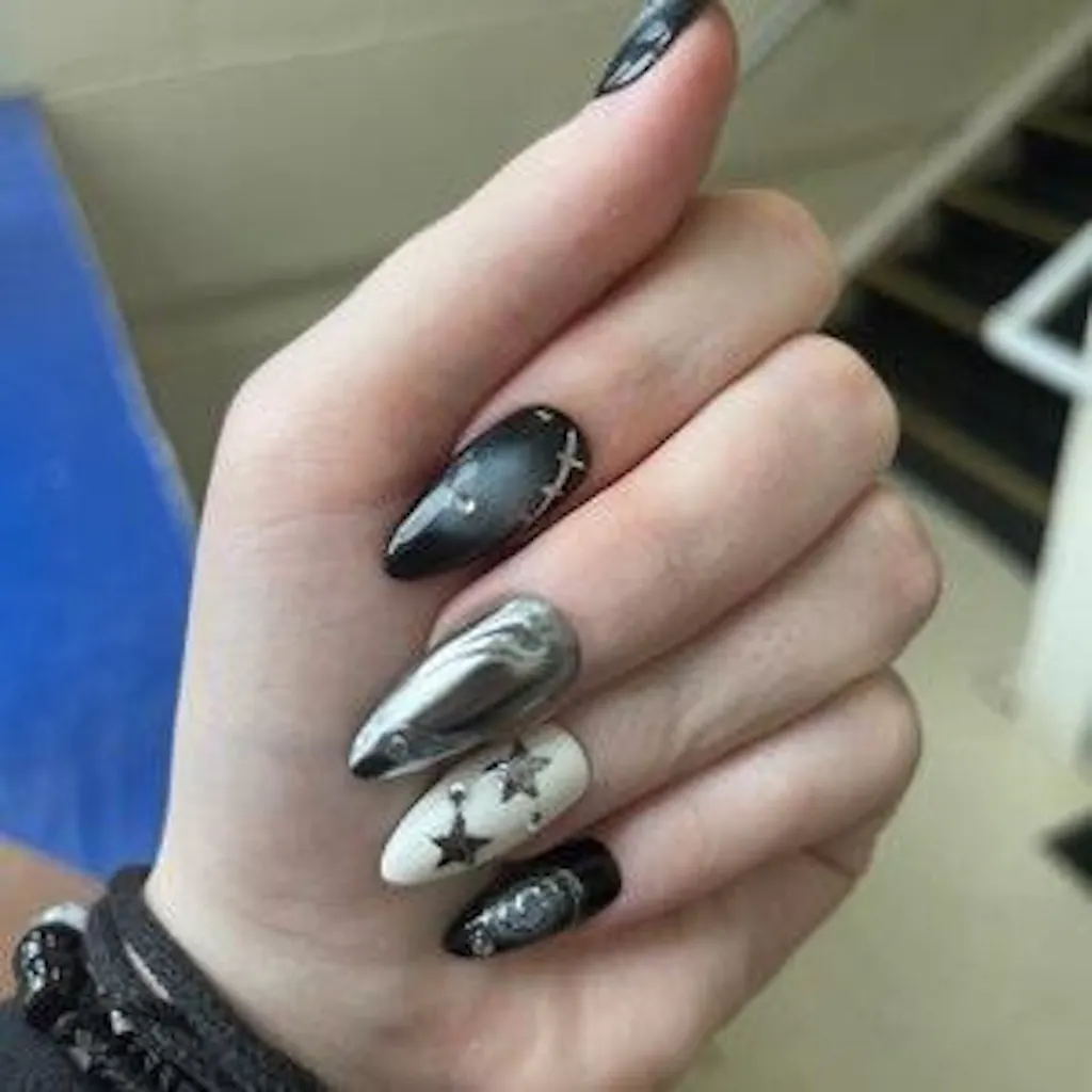 Stunning Acubi-Style Nails | Deep Blue Ombre Press On Nails | Sparklin ...