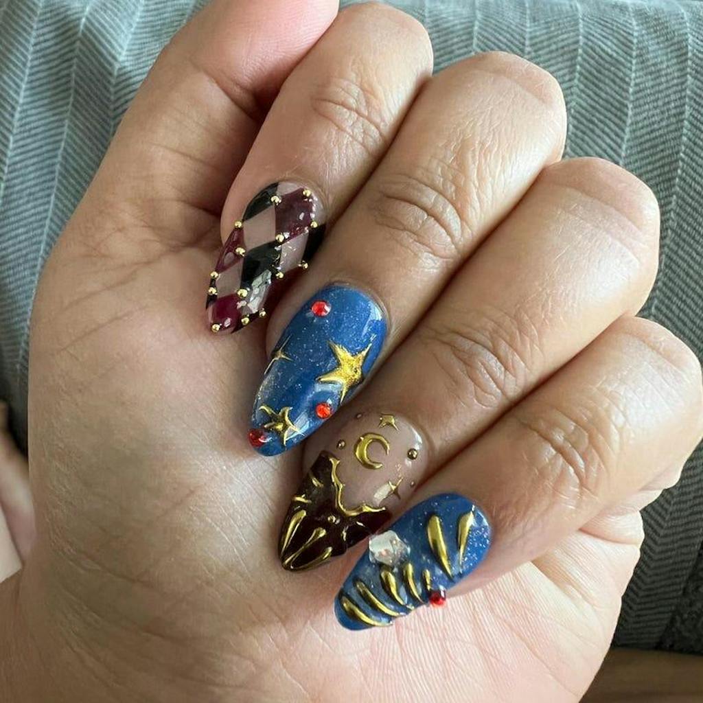 League of Legends Jinx Fake Nails | LoL Jinx Nail Art | Jinx-Themed Pr ...