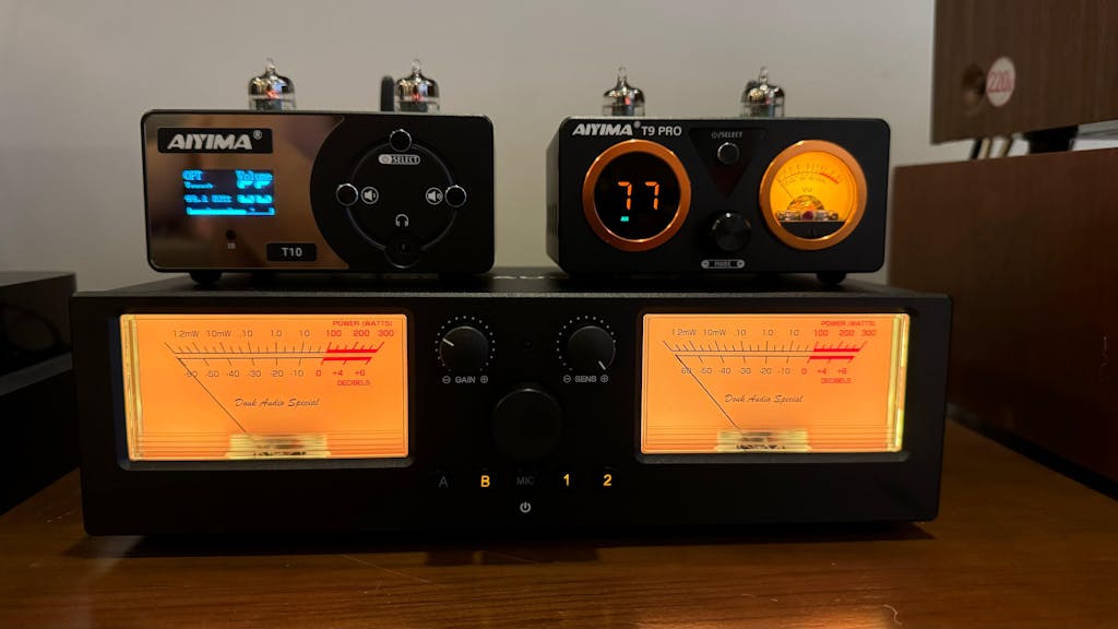 Douk Audio VU3PRO Amplifier/Speaker Selector VU Meter 2-IN-2-OUT Switc