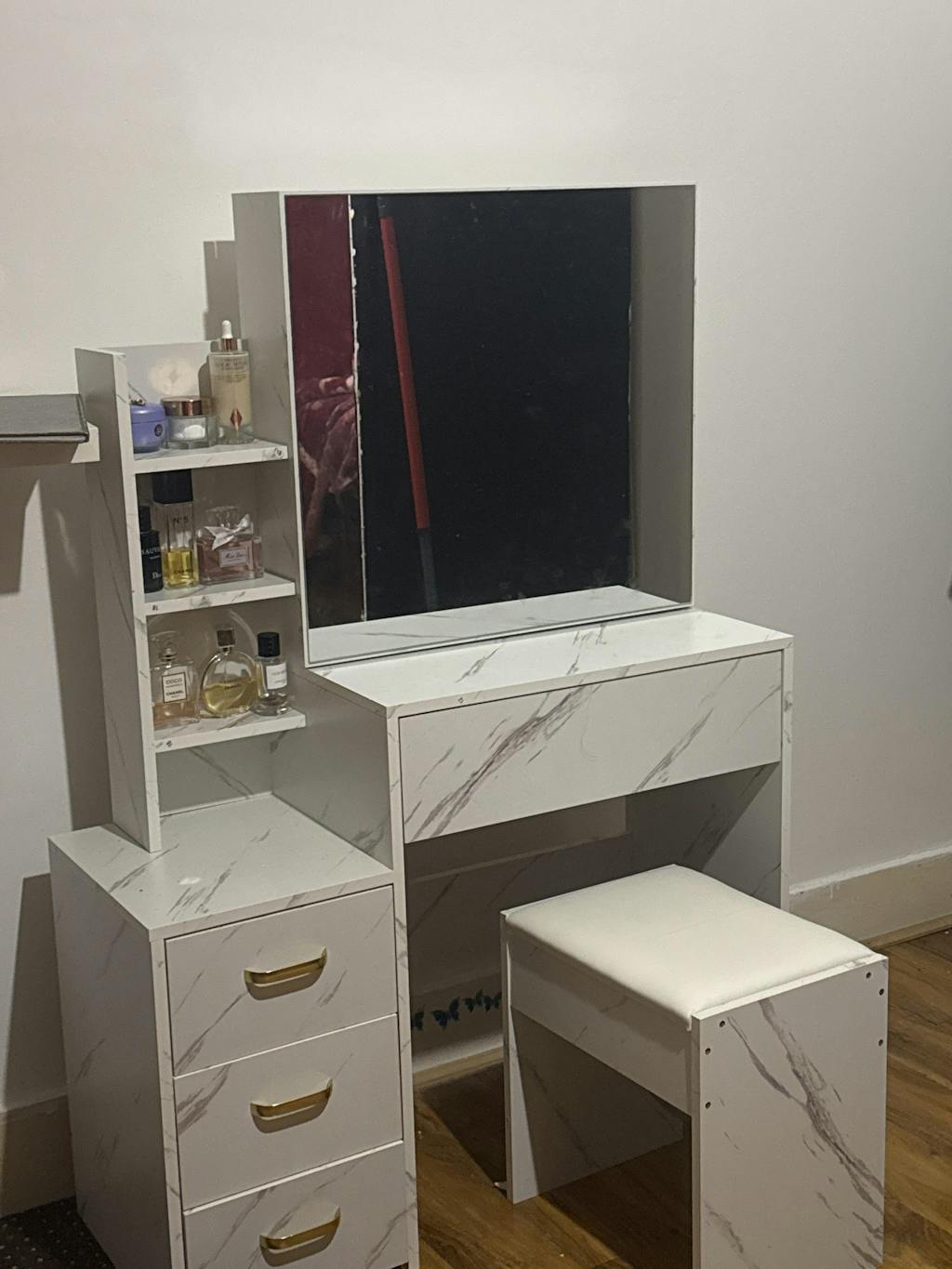 Dressing Table with Storage, Drawers and Mirror | Vanity Makeup Table
