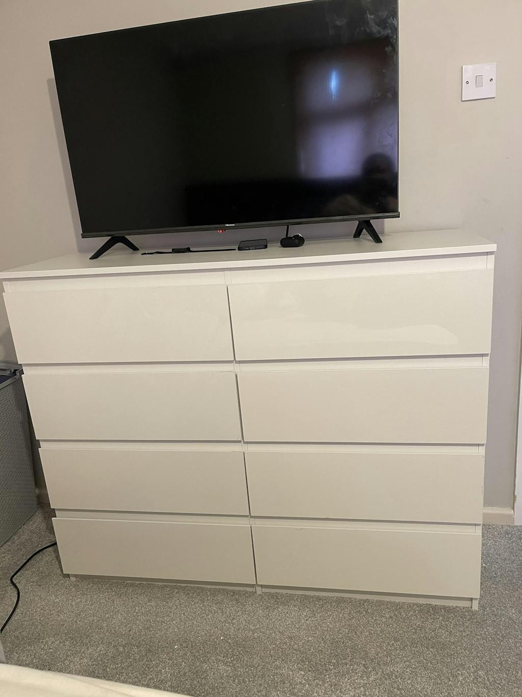 High Gloss Wide 8 Drawer Chest of Drawers | Bedroom Dresser | DHS