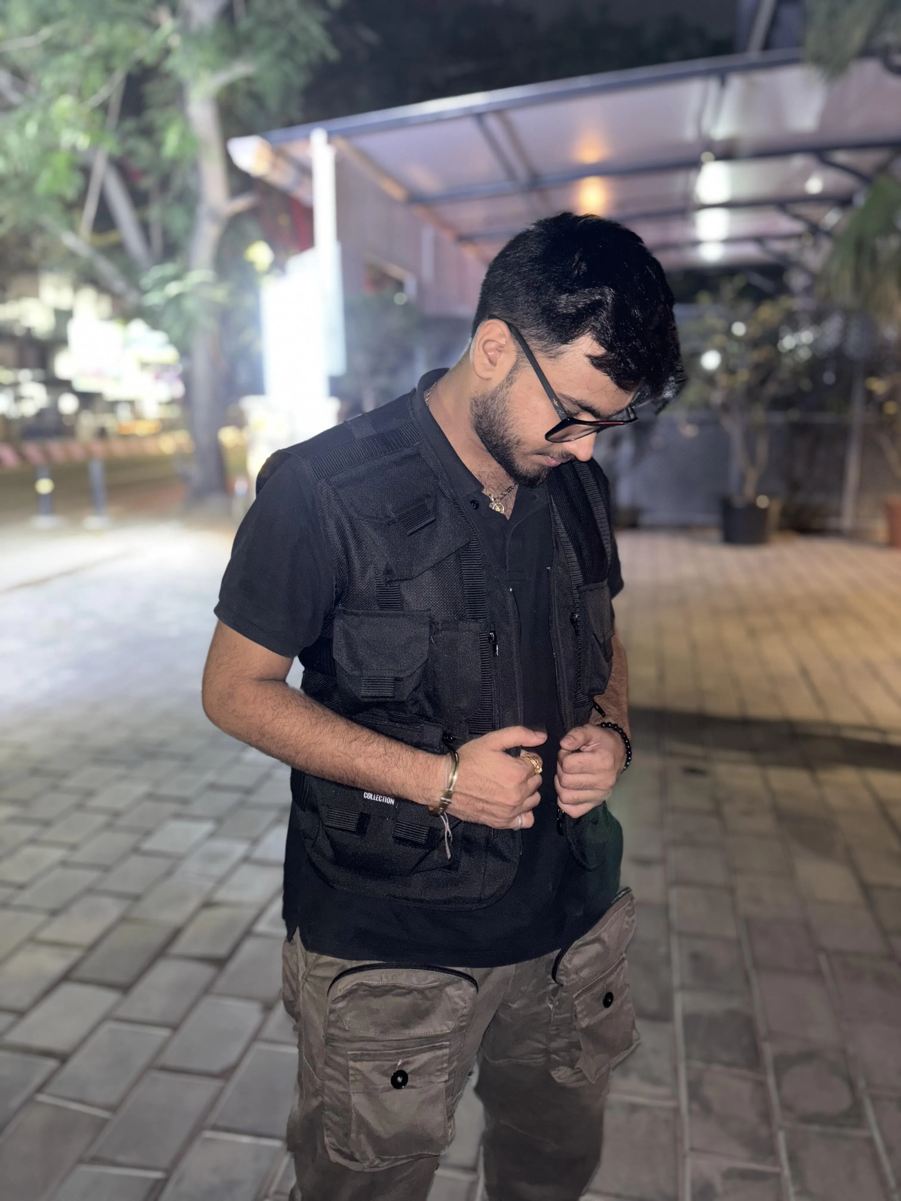 Resurge - Reflective Tactical Vest – Drip Dawgs