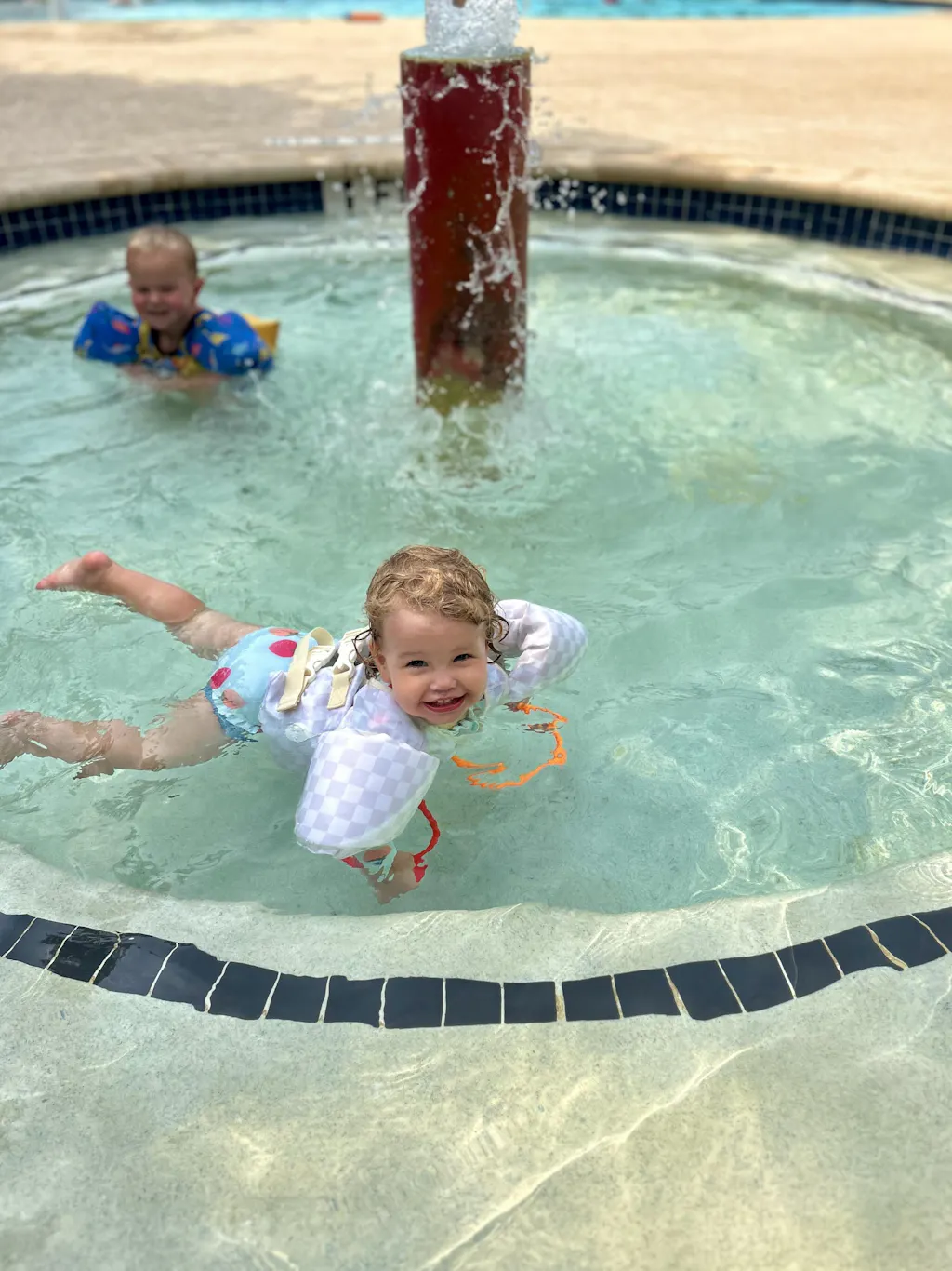 Neutral Checkered Kids Float